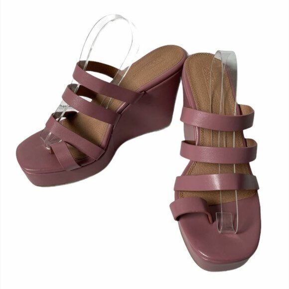 ASOS | Shoes | Nwob Asos Design Trial Toe Loop Blush Pink Wedge Sz 7 ...